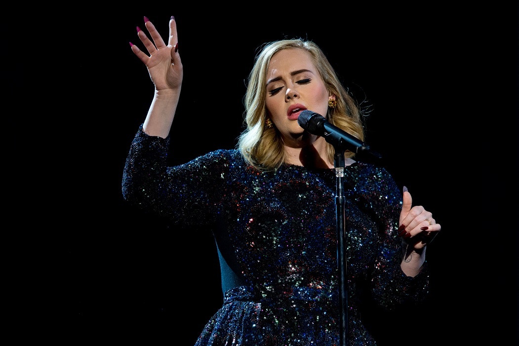 Adele Billboard掃5獎 成最高身價英國歌手