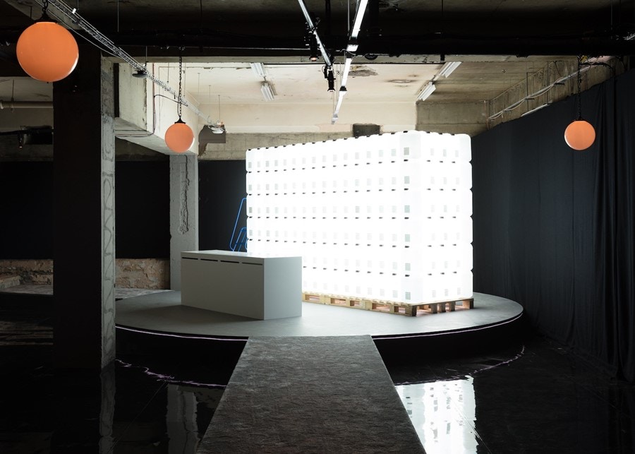 Louis Vuitton,Loewe,Thom Browne