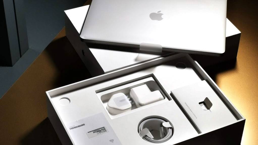 當 MacBook Air 老用家遇上新版、開箱速試簡評