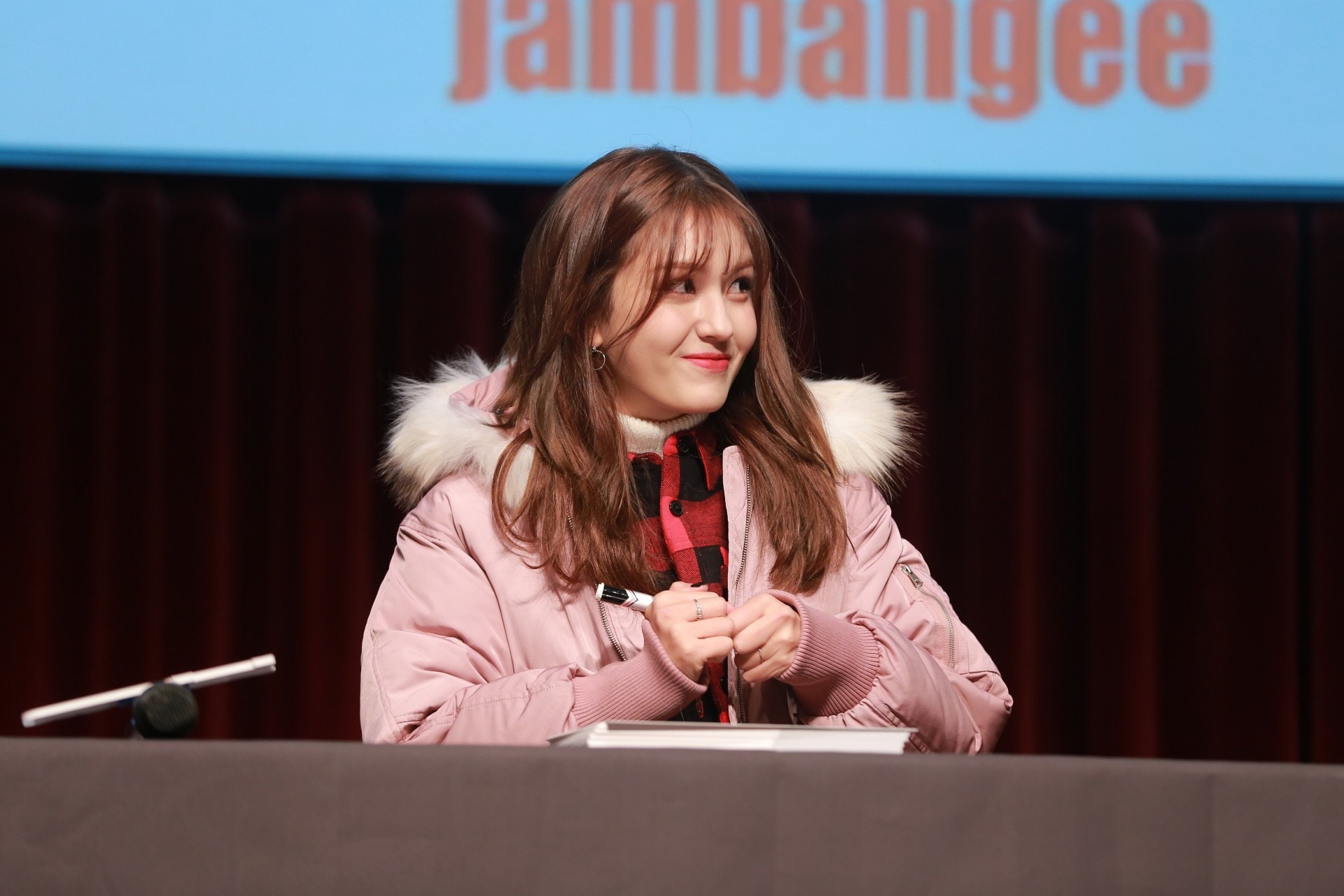 Somi加入YG娛樂後終有大搞作 計劃明年3月Solo出道！