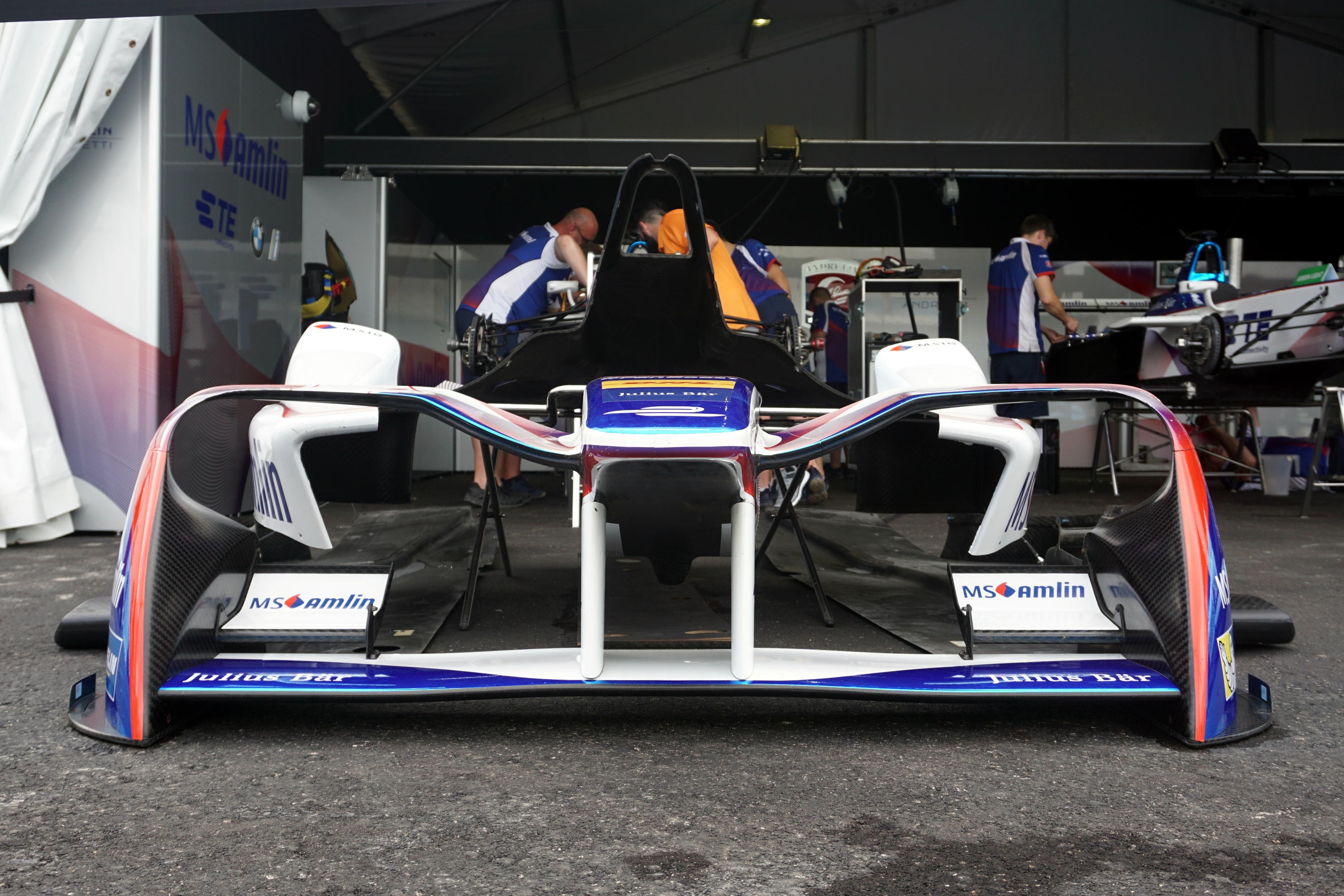 【Formula E】深入Pit Lane 直擊各車隊準備工作