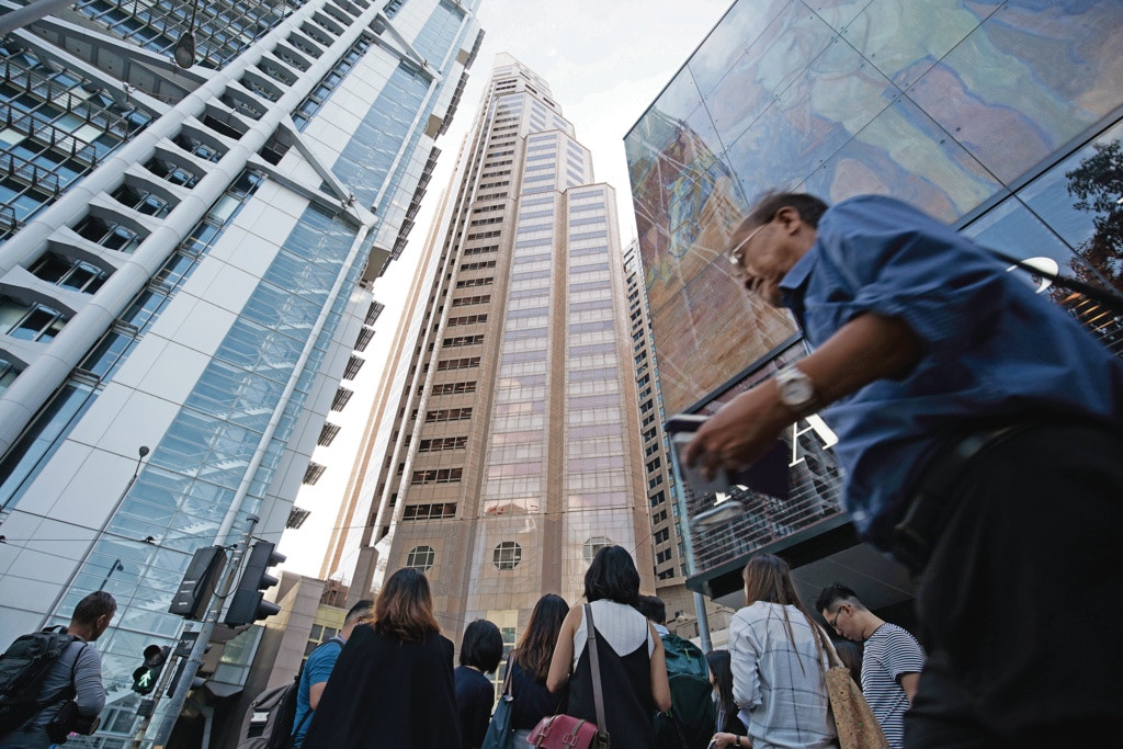 MPF自願供款及年金保費扣稅上限增加 滙豐、友邦等表態支持