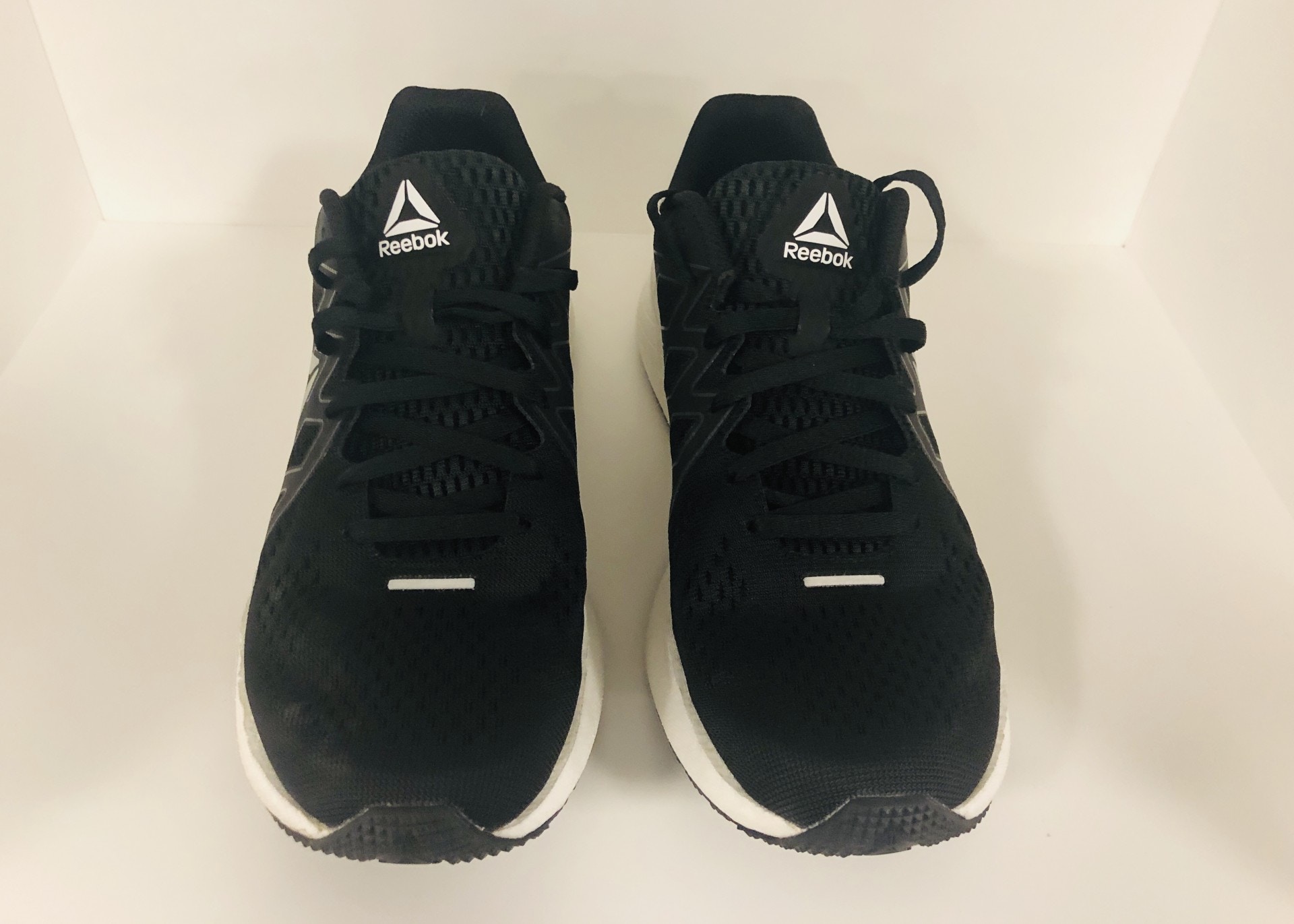 【01測試．跑鞋】首次測試Reebok跑鞋 四平八穩的驚喜