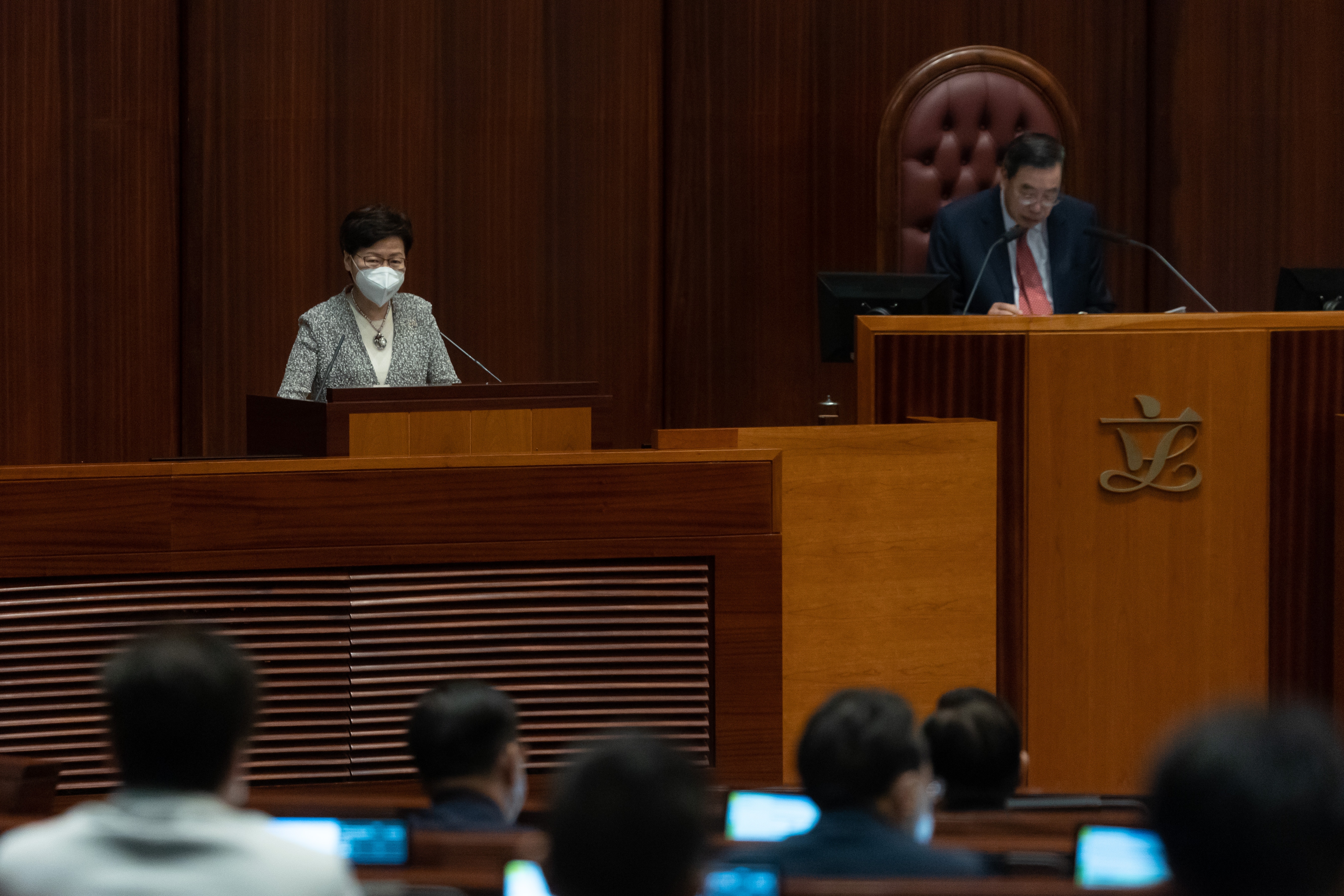 It is difficult to clear customs in the short term. Lin Zheng said that ...