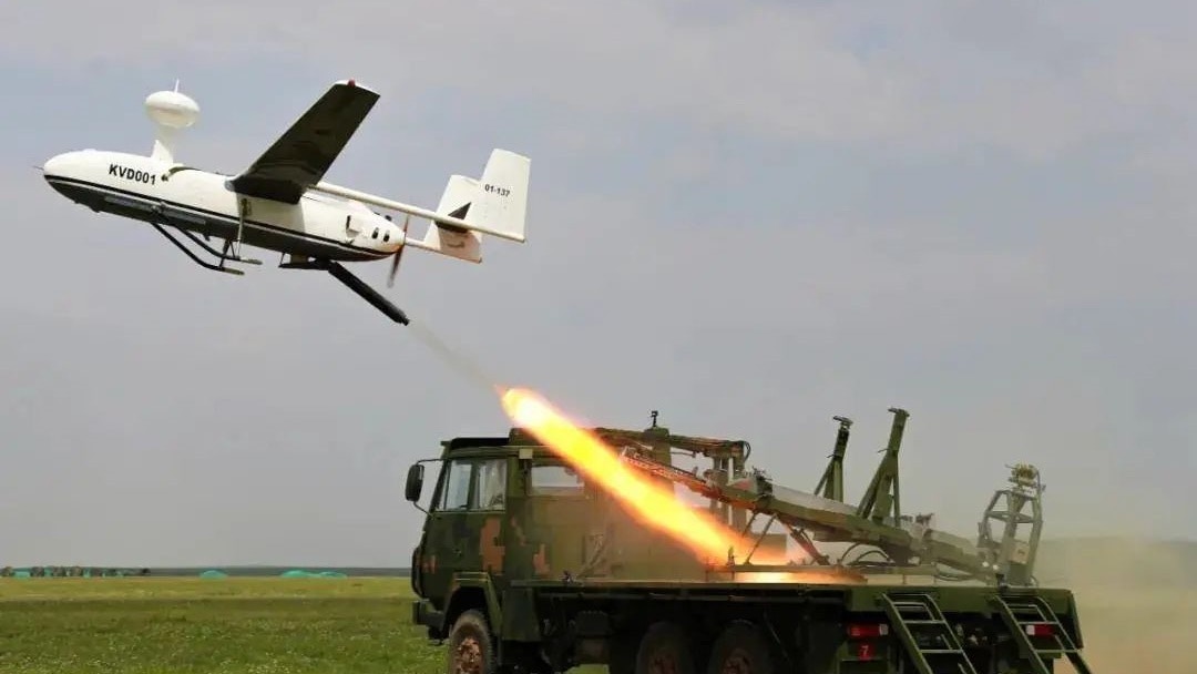 大陸解放軍機艦繞台 軍用無人機KVD-001首越過台海中線