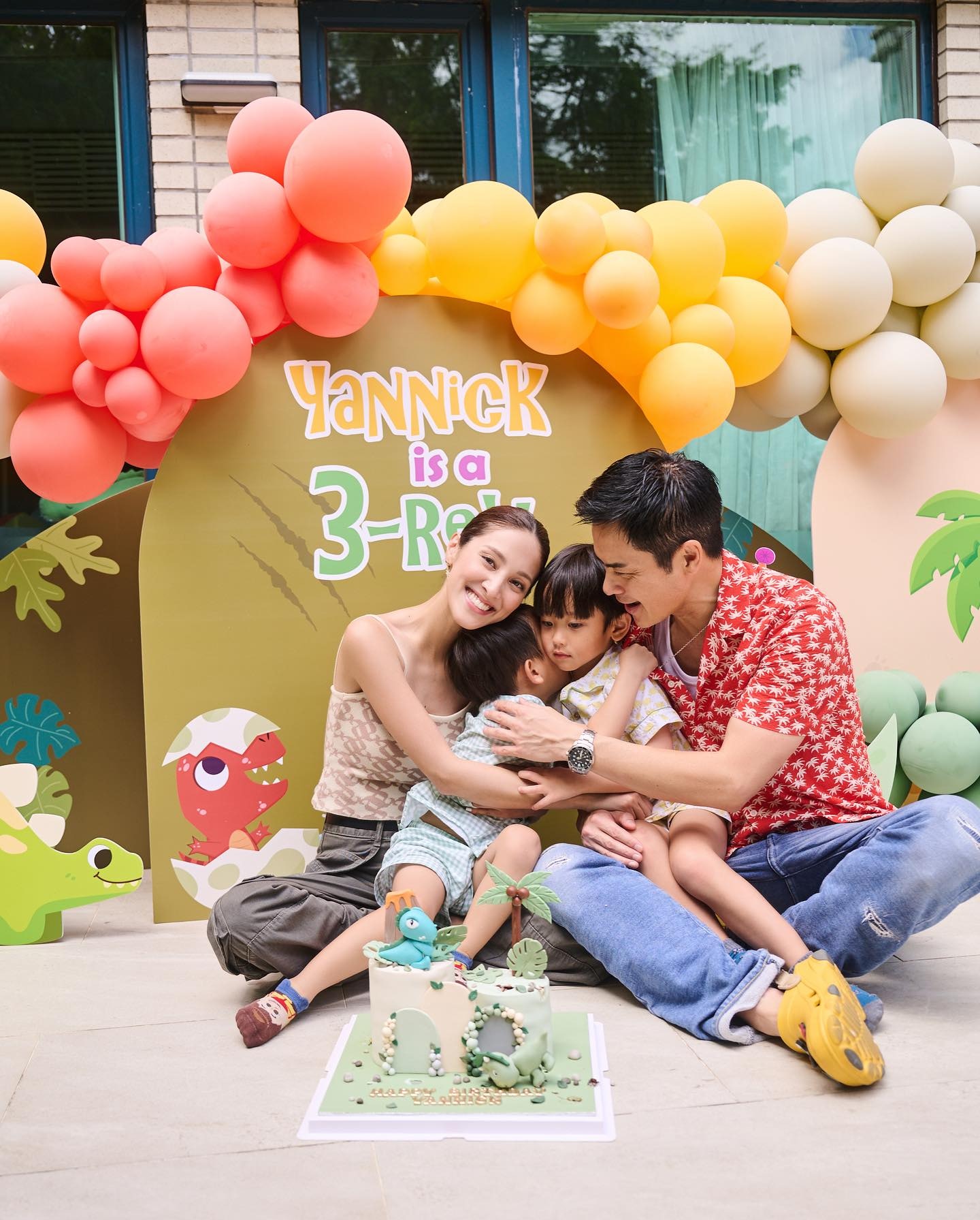 陳凱琳自家戶外花園花足心思佈置, 為二仔搞3歲生日Party - 自由講場 - Baby Kingdom - 親子王國 香港 討論區