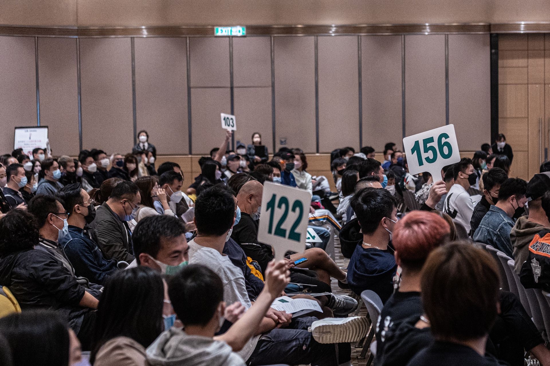 車牌拍賣結果｜「999」賣152萬全日最高 無字頭「8884」25萬成交