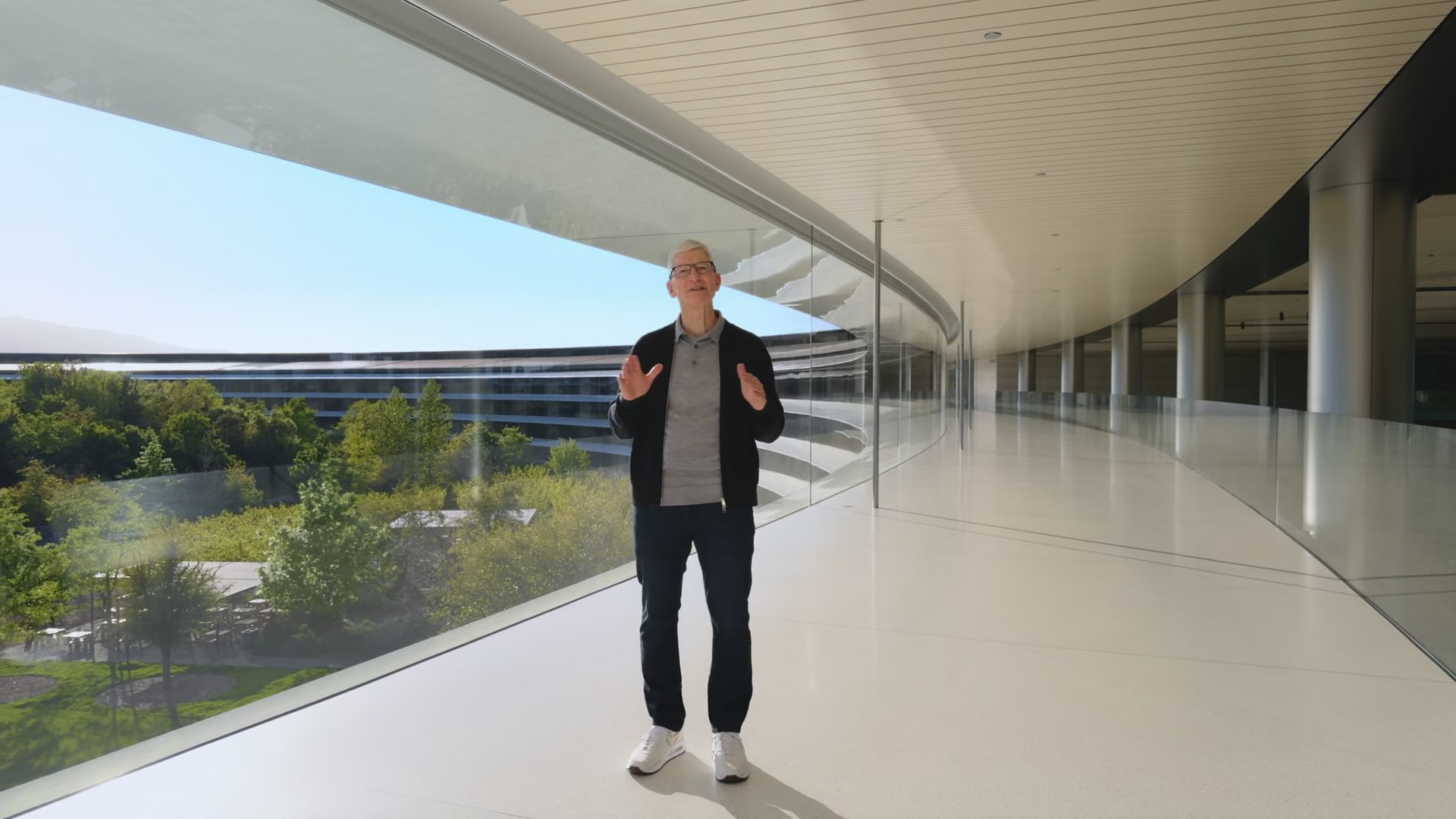 iPhone SE 4將登場？ Tim Cook稱蘋果2月19日發布新產品
