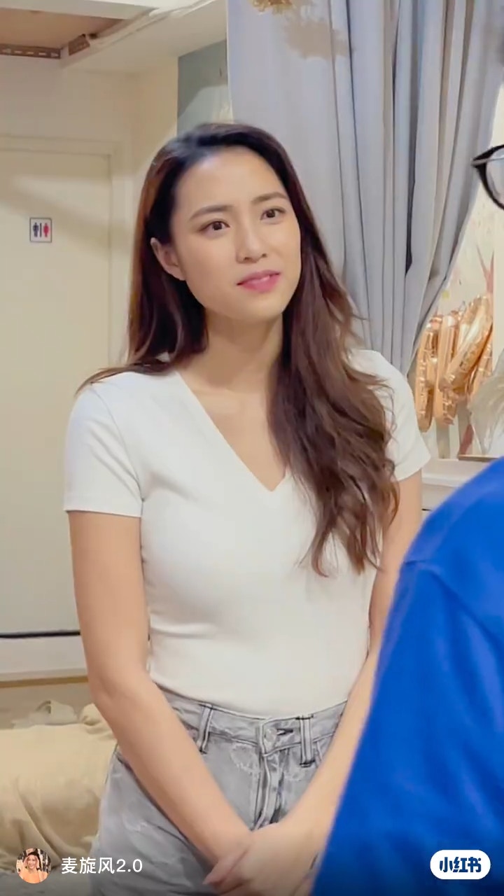 劉穎鏇便服Look遮擋不住屈機Body | LIHKG 討論區