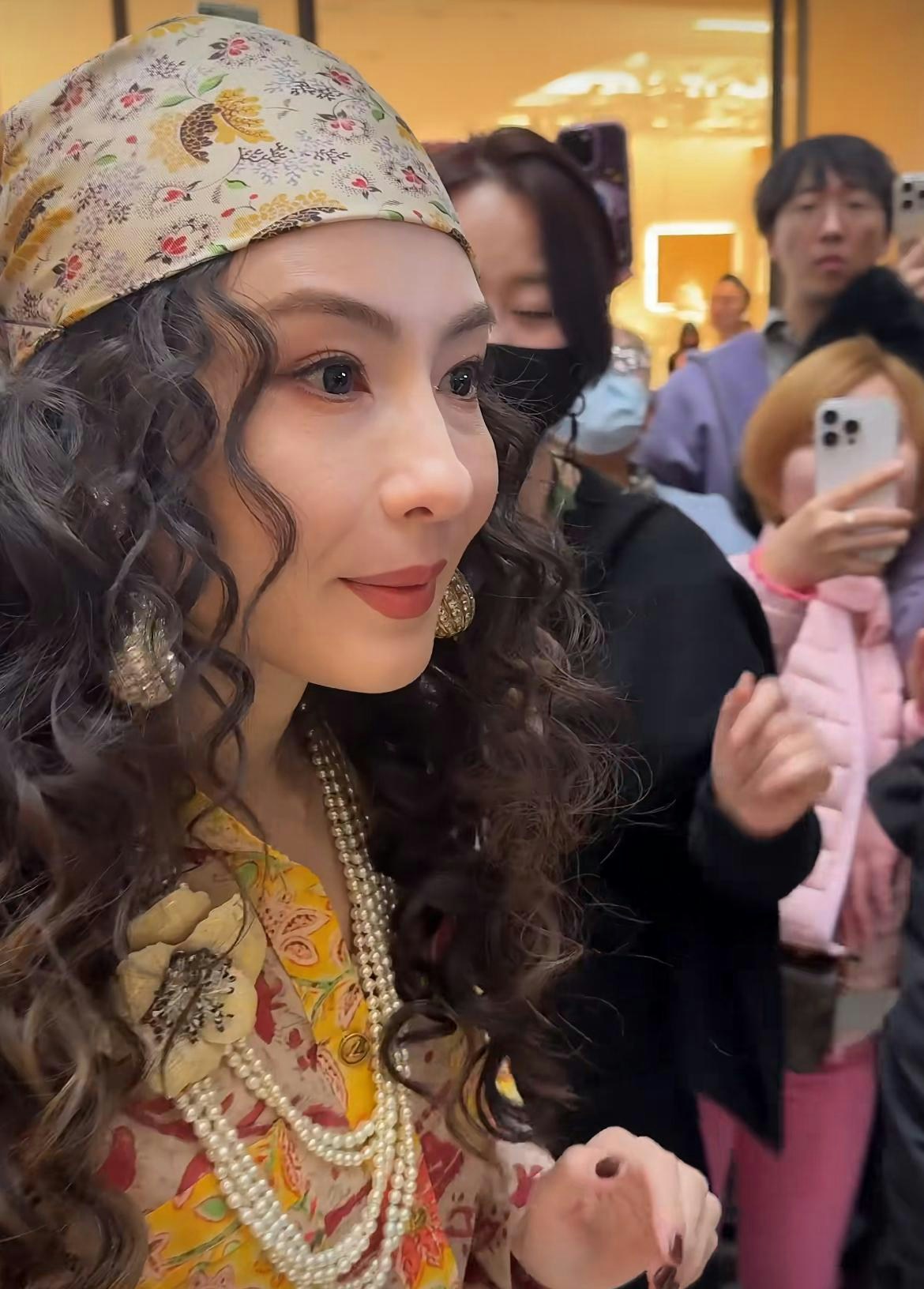 [GPGT] 44yo Cecilia Cheung latest photos after more than 1 year hiatus ...