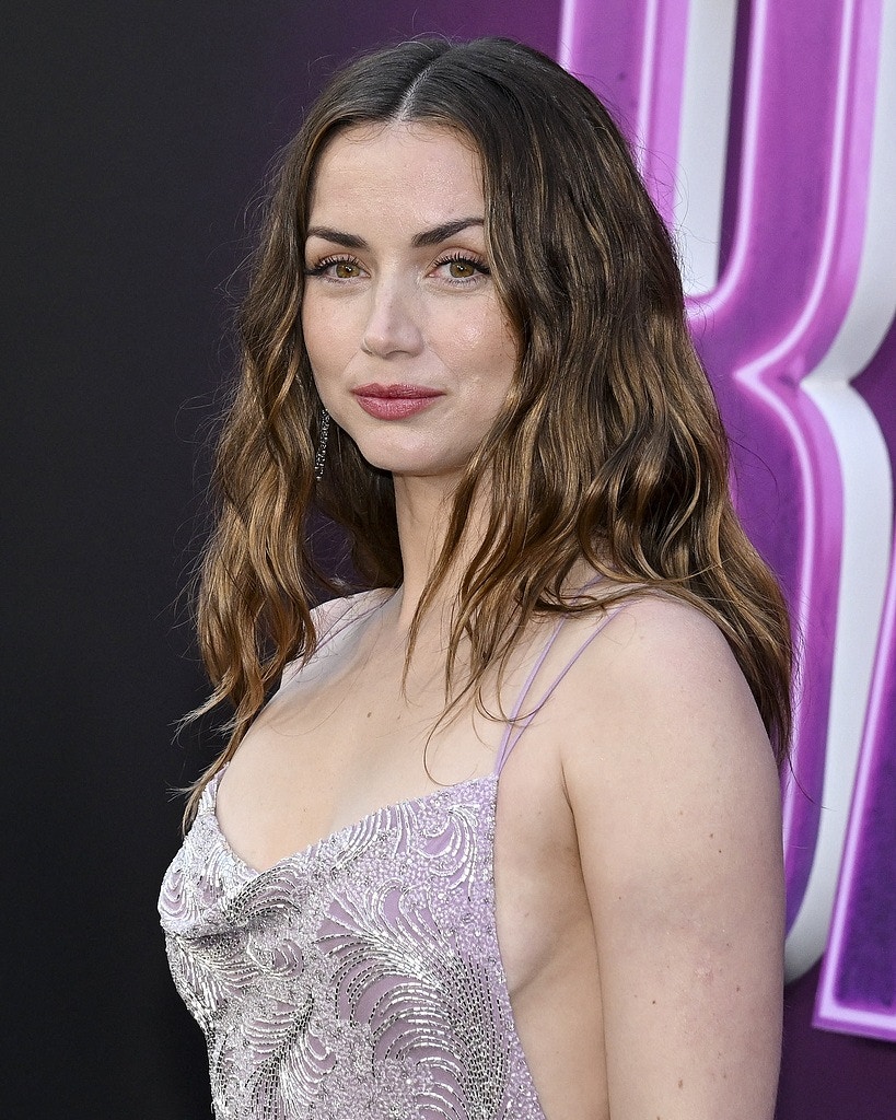 盤點古巴女神Ana de Armas火辣演出 銀翼殺手虛擬女友圈粉無數 （註：裸露 慎入) | LIHKG 討論區