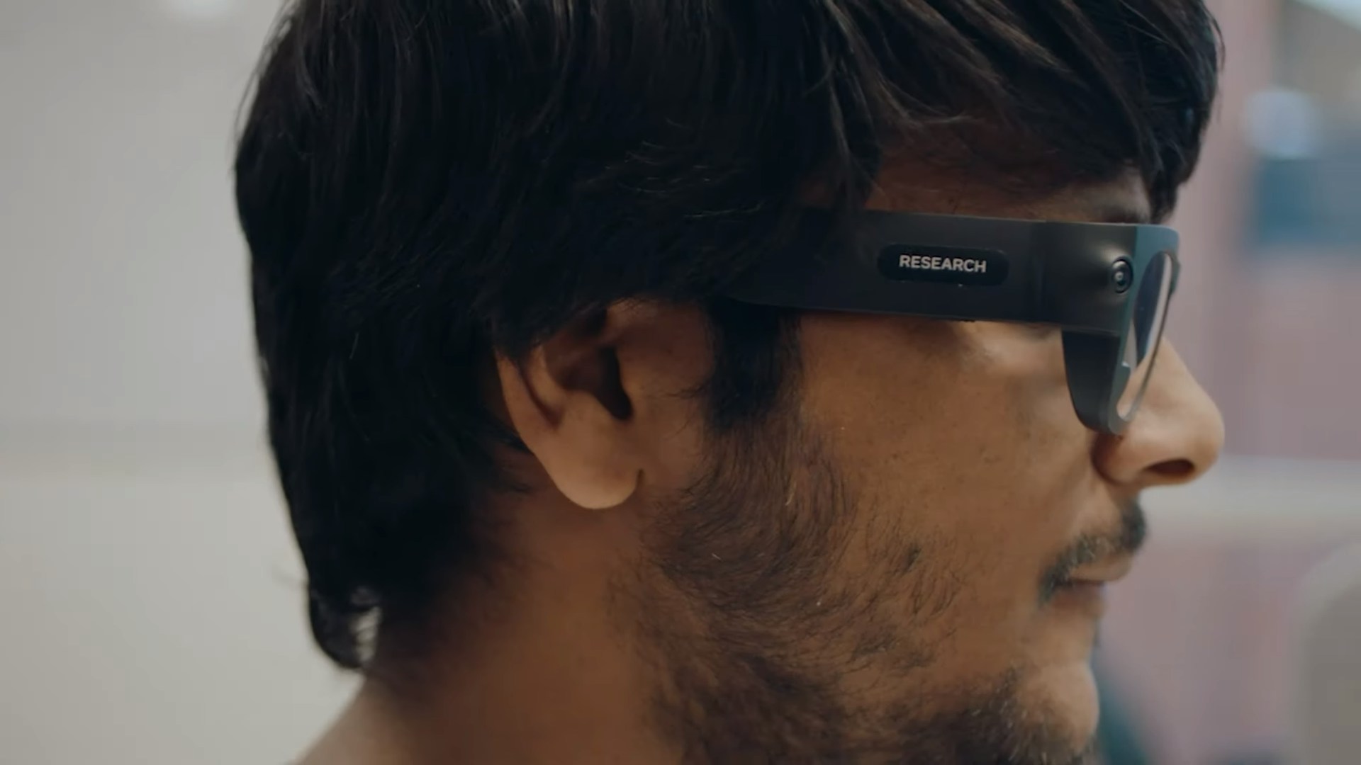 Meta Aria Gen 2实验性智能眼镜 75克轻量化设计与AI技术新突破